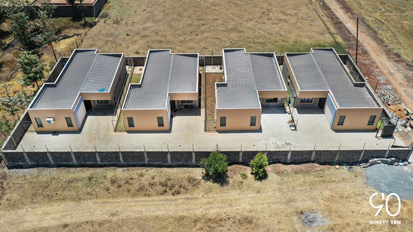 9010 Residence – Brookhill Projects Ltd